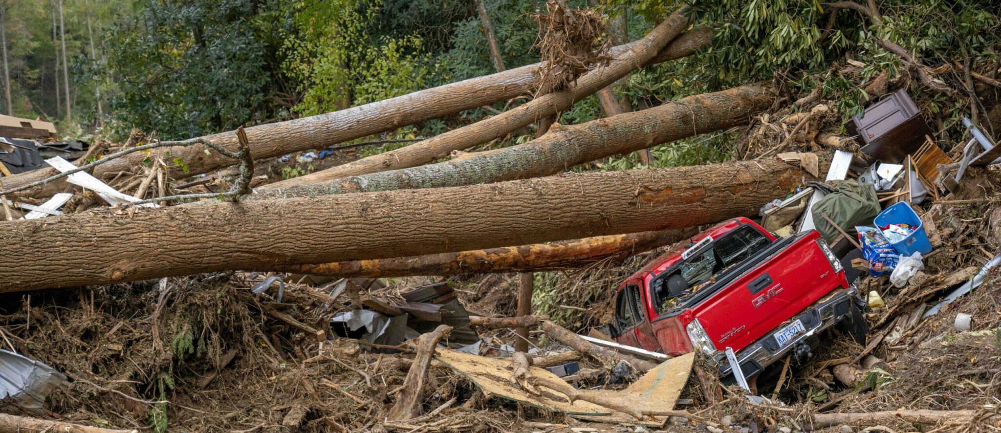 Voluntarios del MDS comienzan la limpieza tras los huracanes Helene y Milton - Christian Leader